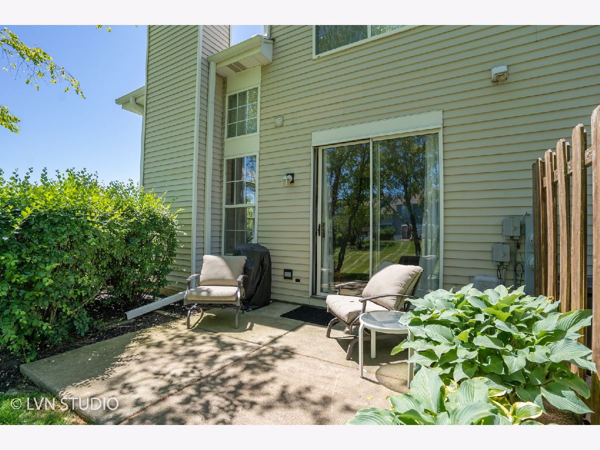 579 Springwood Court, East Dundee, Illinois 60118 - MLS 10765071 ...