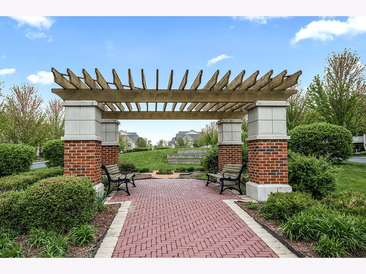 0N058 Woodland Court, Winfield, Illinois 60190 - MLS 11085653 - WinterCohen