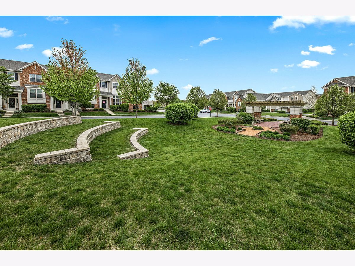 0N058 Woodland Court, Winfield, Illinois 60190 - MLS 11085653 - WinterCohen