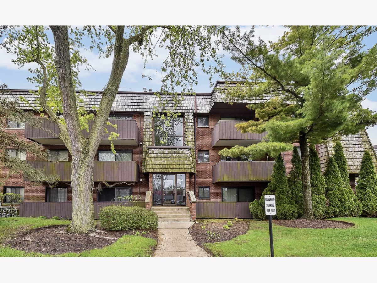 Timber Ridge Carol Stream IL, Condominiums For Sale & For Rent | Sadie ...