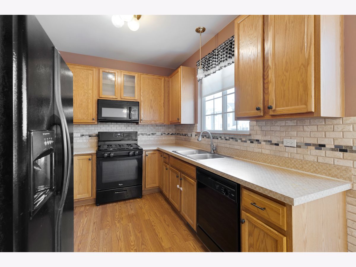 500 Declaration Lane, Aurora, Illinois 60502 - MLS 11621333 - WinterCohen