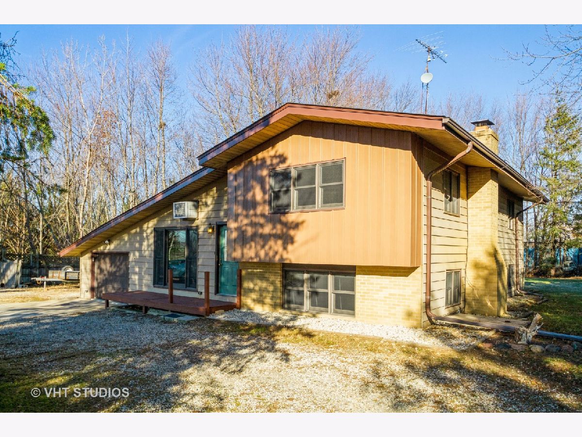 10602 Woodstock Road, Garden Prairie, Illinois 61038 - MLS 11676616 ...