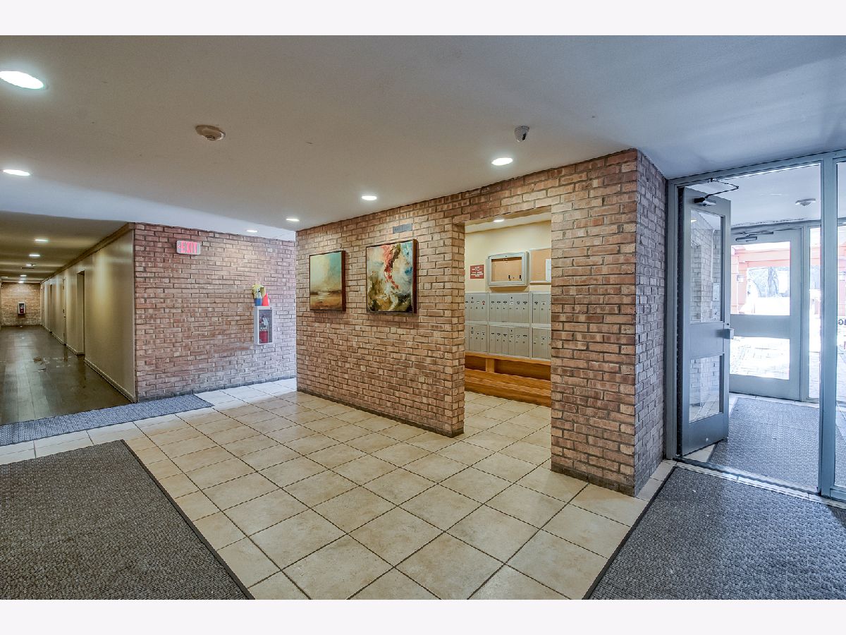 6010 Oakwood Drive, Lisle, Illinois 60532 - MLS 11950291 - WinterCohen