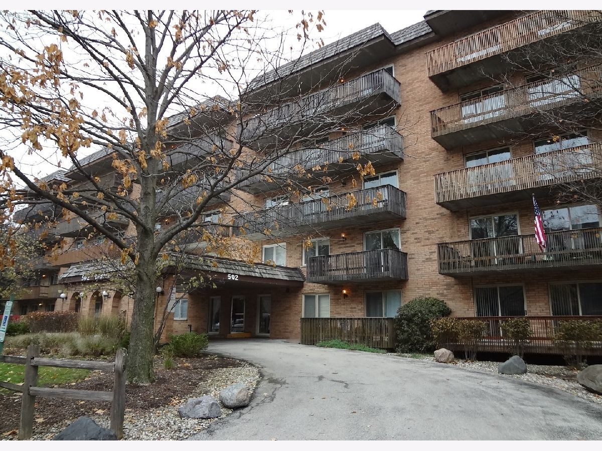 Lake In The Woods Downers Grove IL, Condominiums & Homes For Sale & For ...