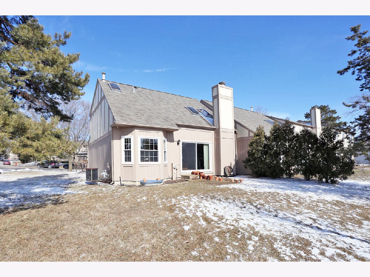 4548 Sapphire Drive, Hoffman Estates, Illinois 60192 - MLS 11970319 ...