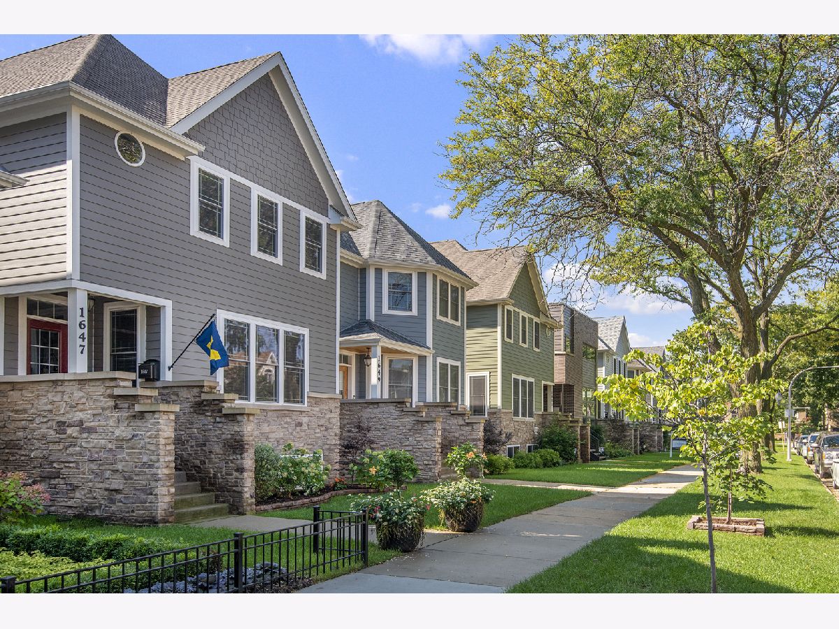 1767 Rosehill Drive, Chicago, Illinois 60660 - MLS 11996170 - WinterCohen