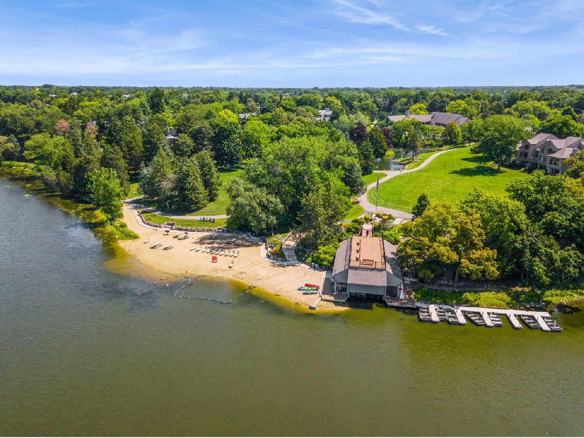 766 Oak Hill Road, Lake Barrington, Illinois 60010 - MLS 12010432 ...