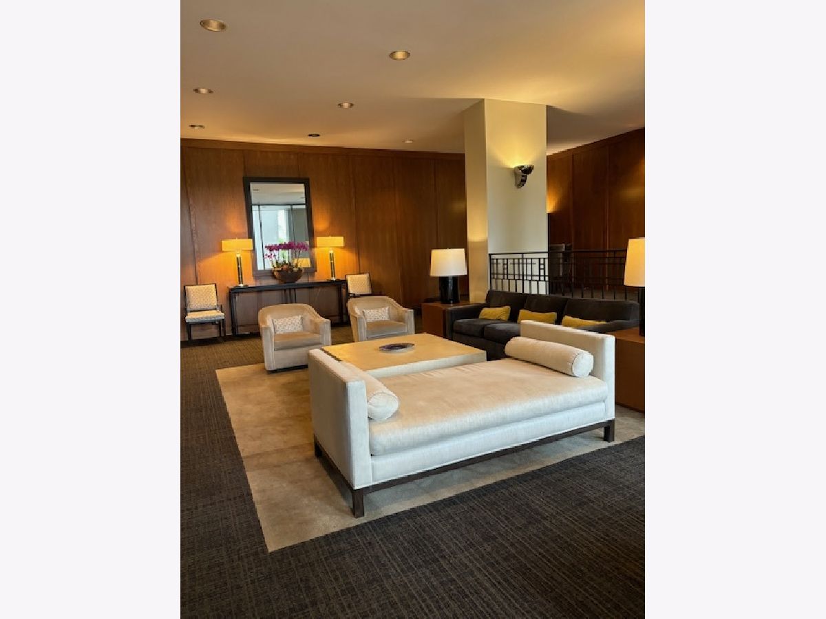 2626 Lakeview Avenue, Chicago, Illinois 60614 - MLS 12032108 - WinterCohen