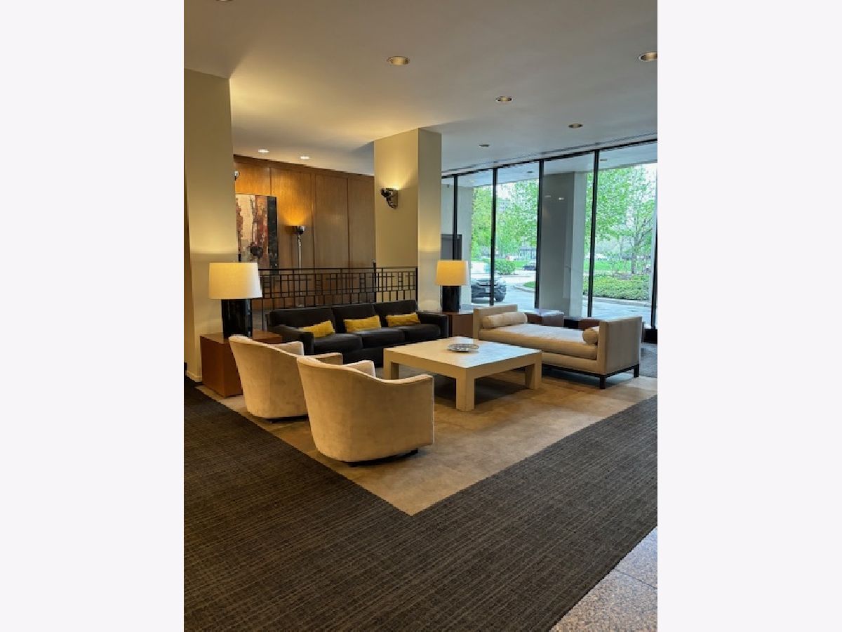 2626 Lakeview Avenue, Chicago, Illinois 60614 - MLS 12032108 - WinterCohen