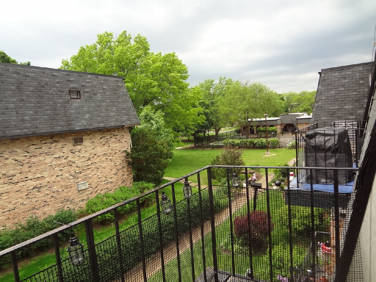 4B Dundee Quarter Drive, Palatine, Illinois 60074 - MLS 12063777 ...