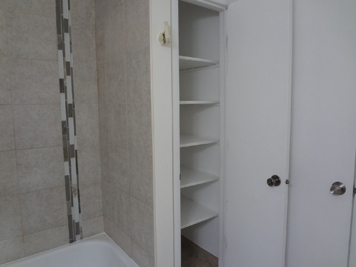 4B Dundee Quarter Drive, Palatine, Illinois 60074 - MLS 12063777 ...