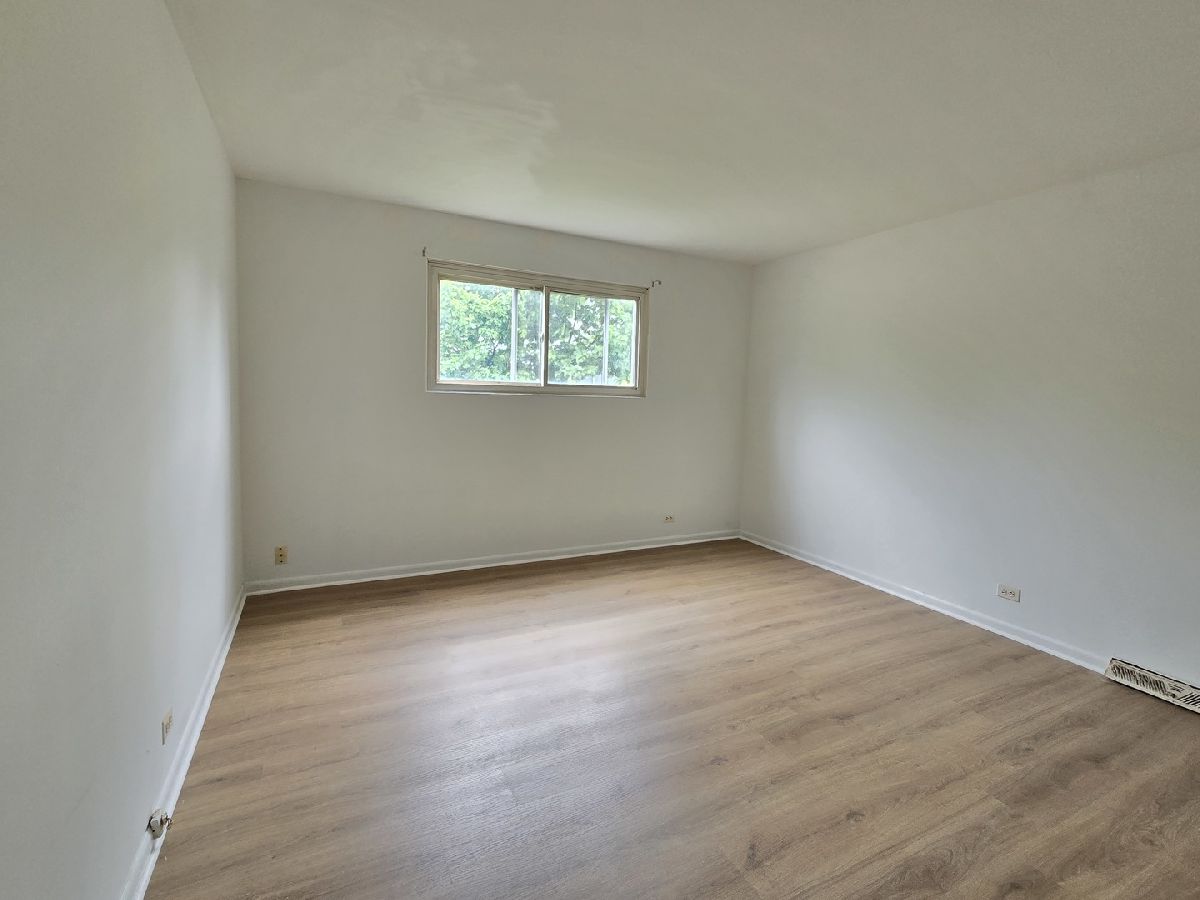 386 Dover Lane, Des Plaines, Illinois 60018 - MLS 12077916 - WinterCohen