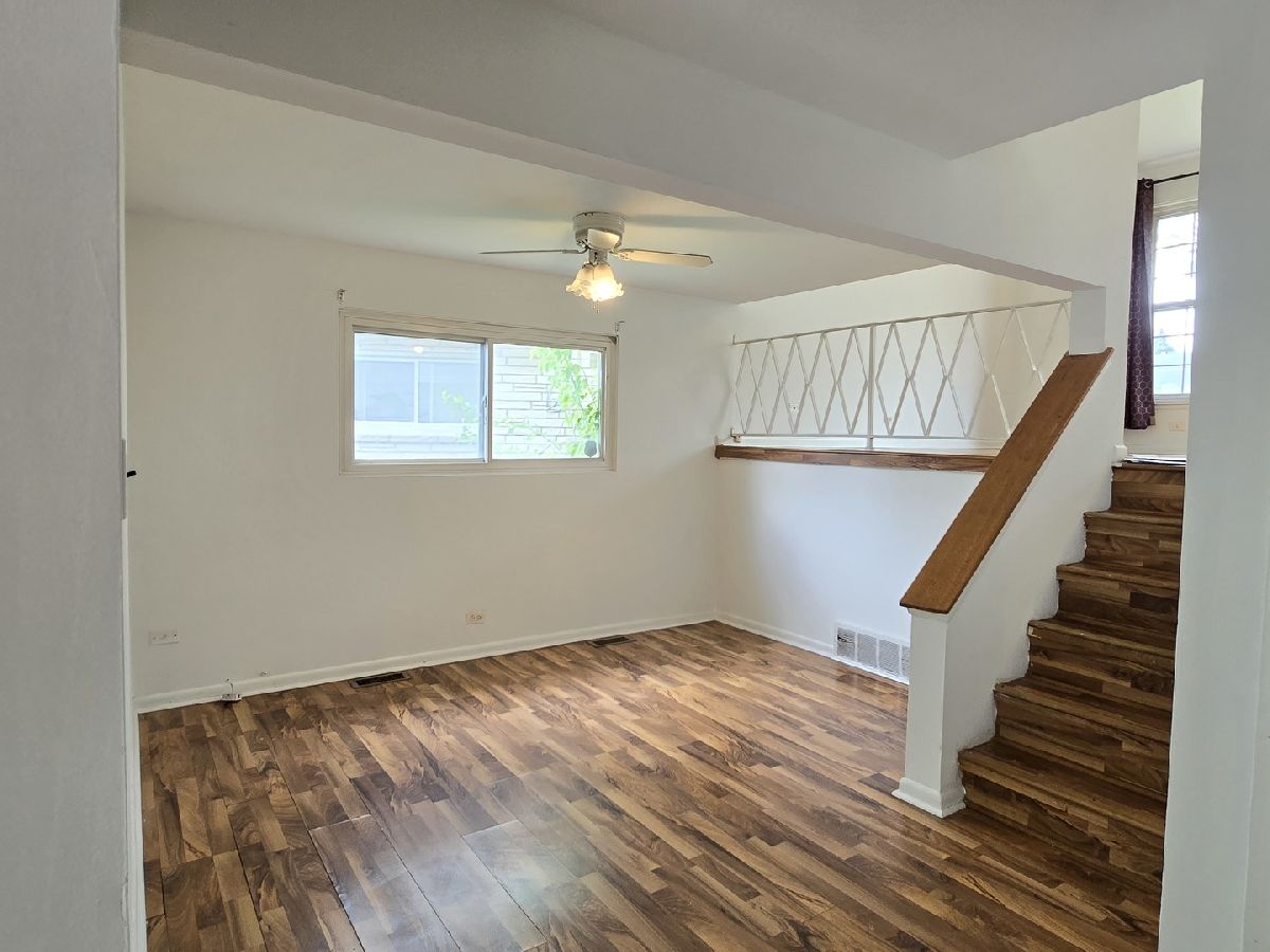 386 Dover Lane, Des Plaines, Illinois 60018 - MLS 12077916 - WinterCohen